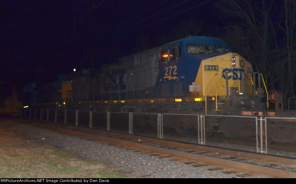 CSX AC44CW 272 on S031-22